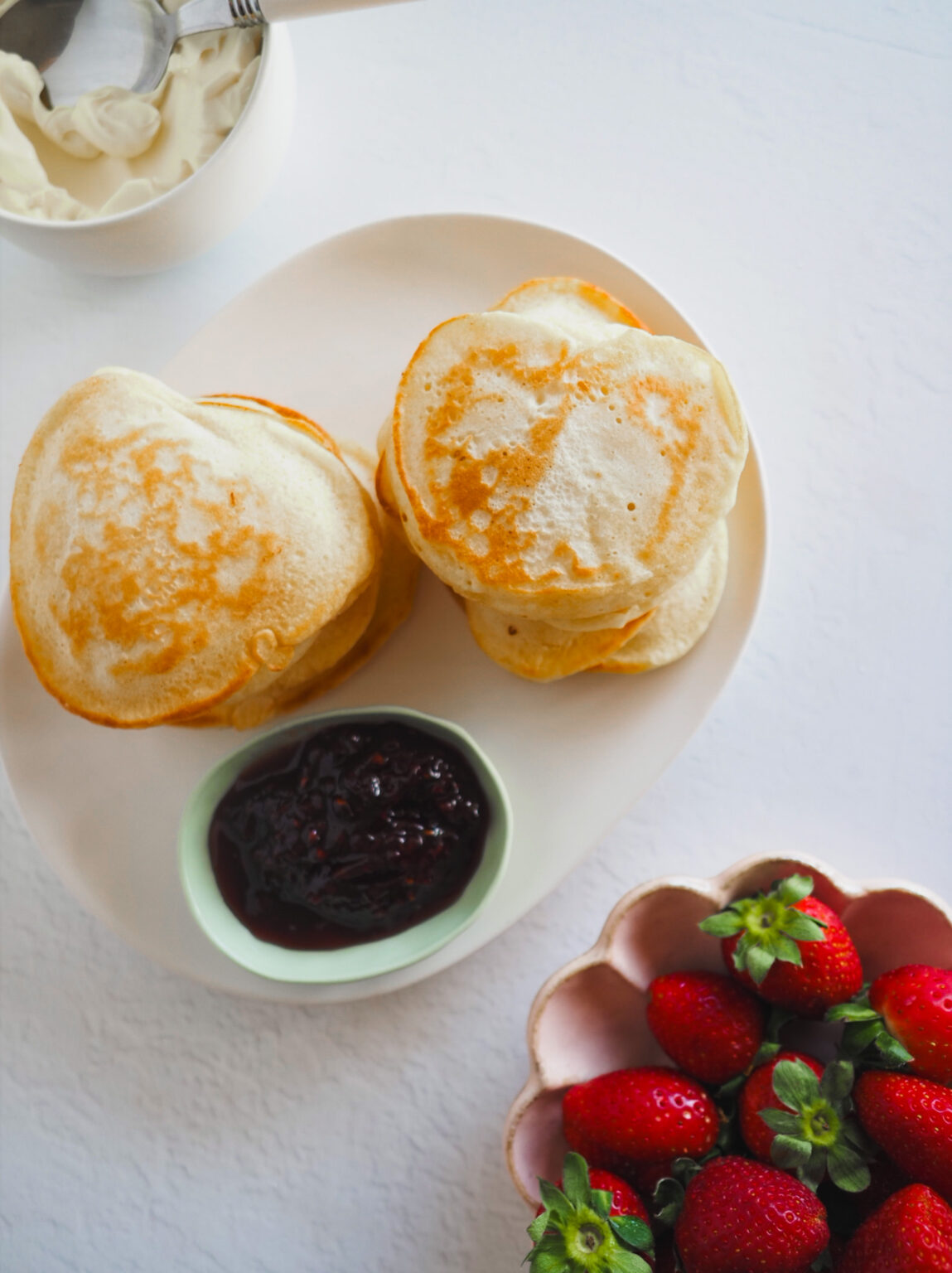 Easy Pikelet Recipe (Just 4 Ingredients & Ready in Minutes!)