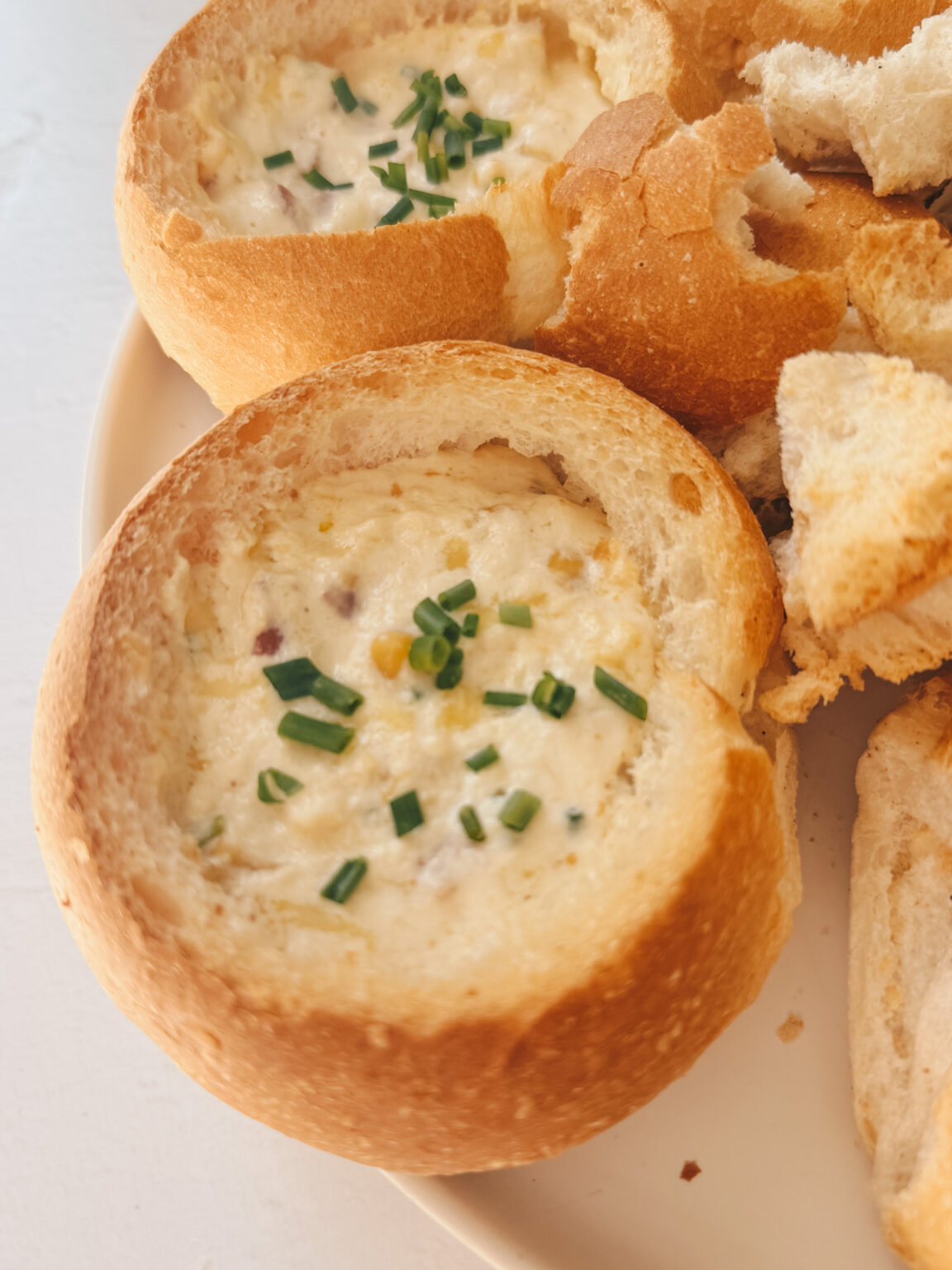 Mini cob loaf dips with creamed corn and bacon