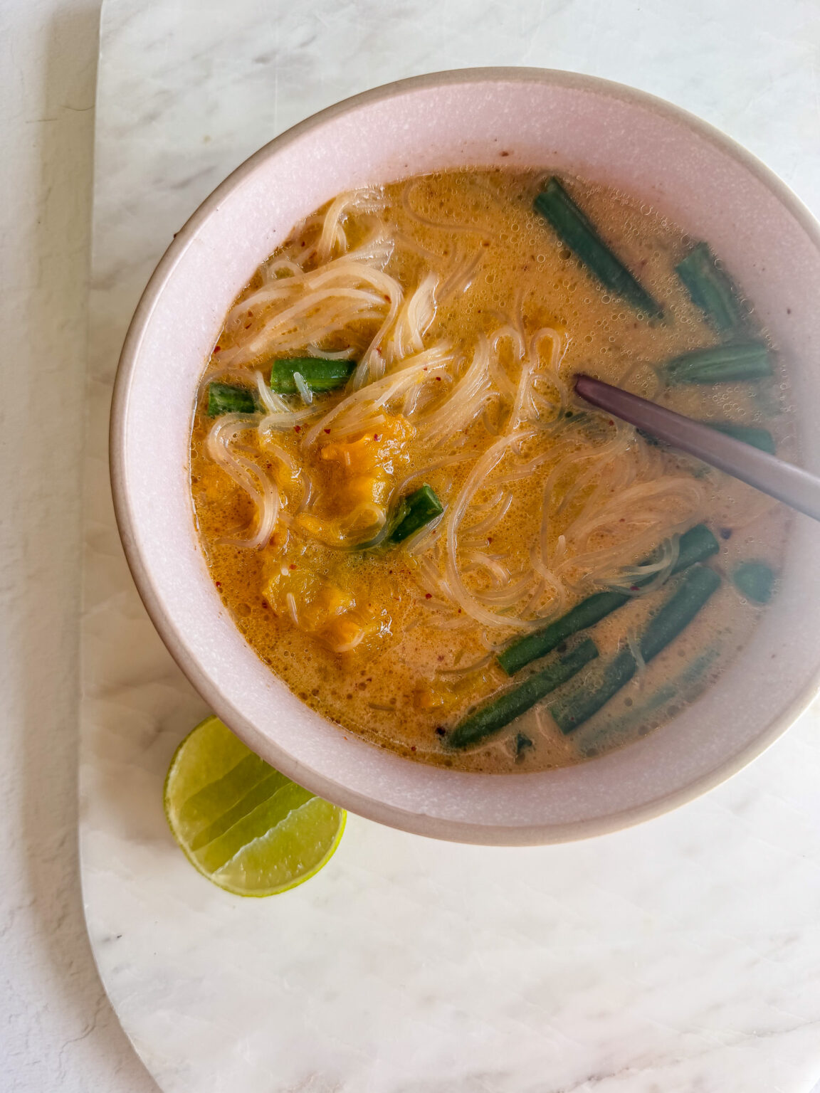 Easy veggie laksa recipe (cheap, quick + full of flavour)